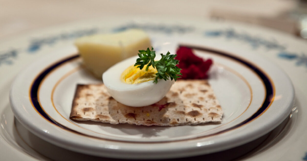 Beitzah Recipe | Eggland's Best