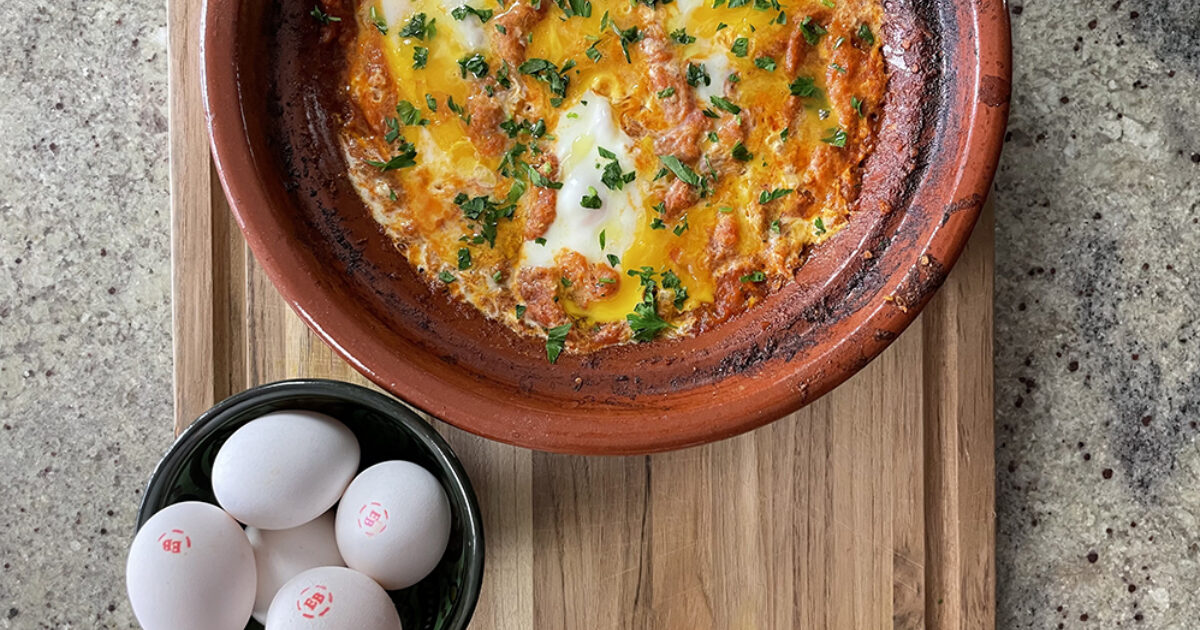 Bid O Maticha (Moroccan Style Tomatoes & Eggs) Recipe | Eggland's Best