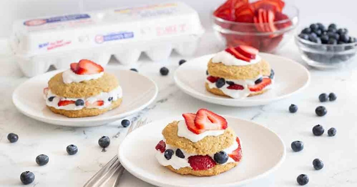 Patriotic Berry Shortcakes Recipe | Eggland's Best