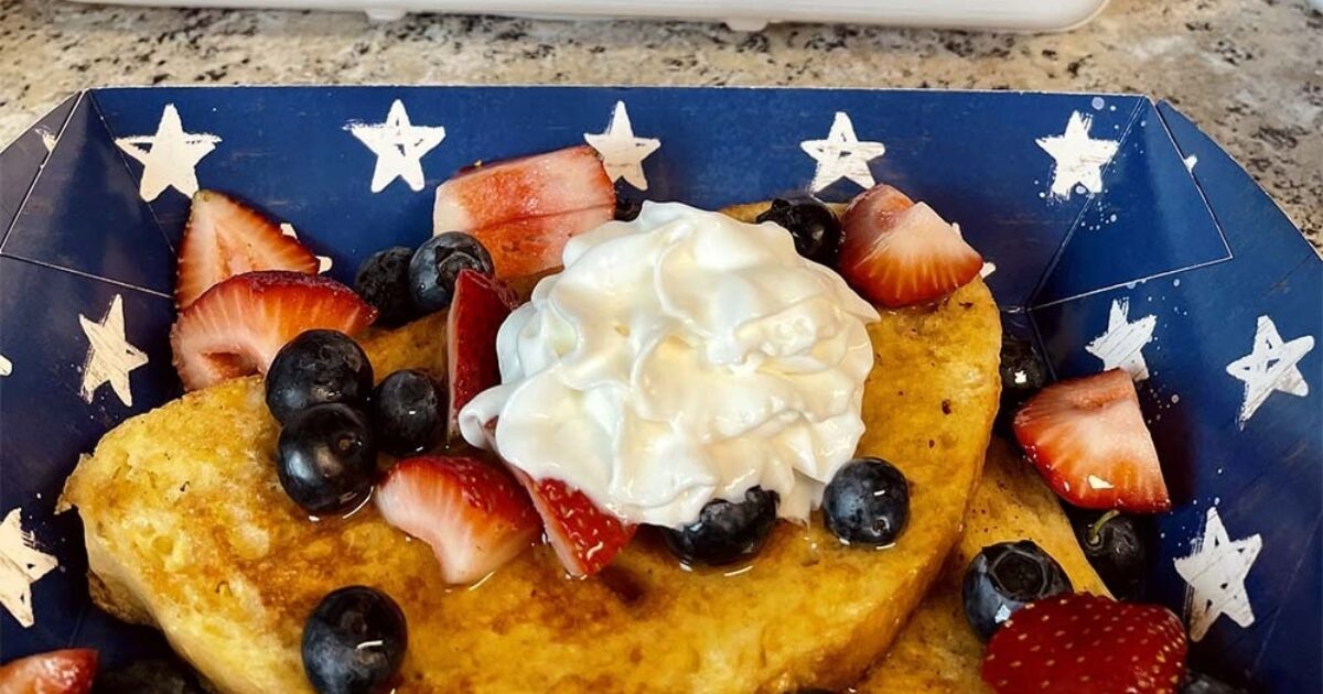 Low-Calorie Berry French Toast Recipe | Eggland's Best